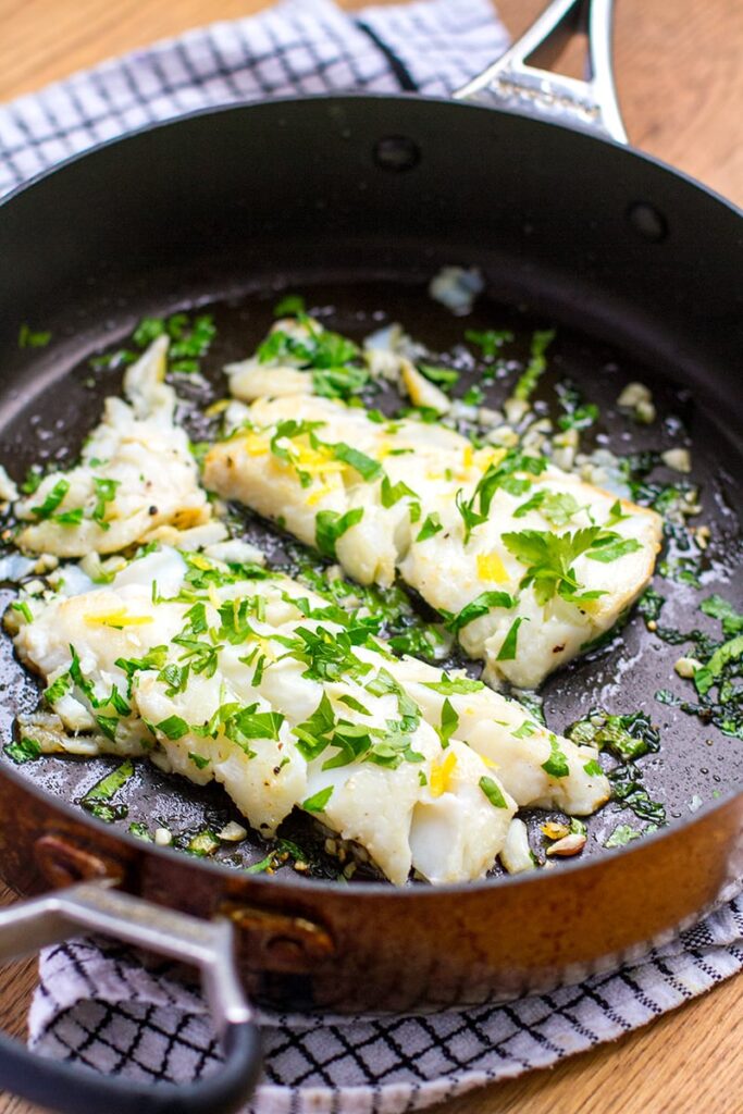 15 White Fish Recipes With Garlic For 2026 - Outdoorsity