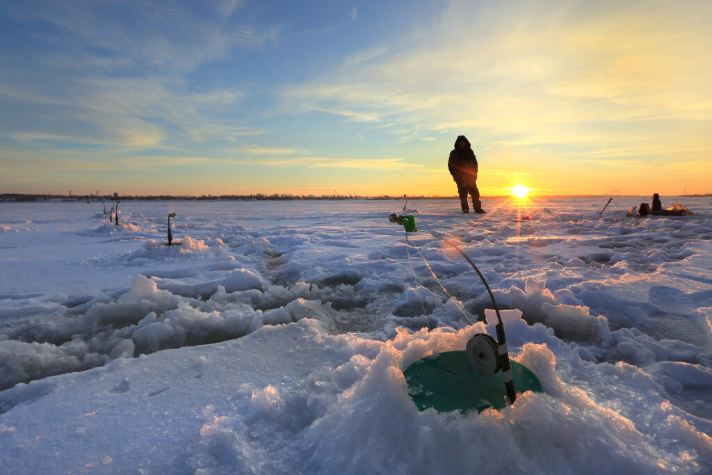 5 Ice Fishing Rod Setup Tips That Work For Bigger Catches - Outdoorsity